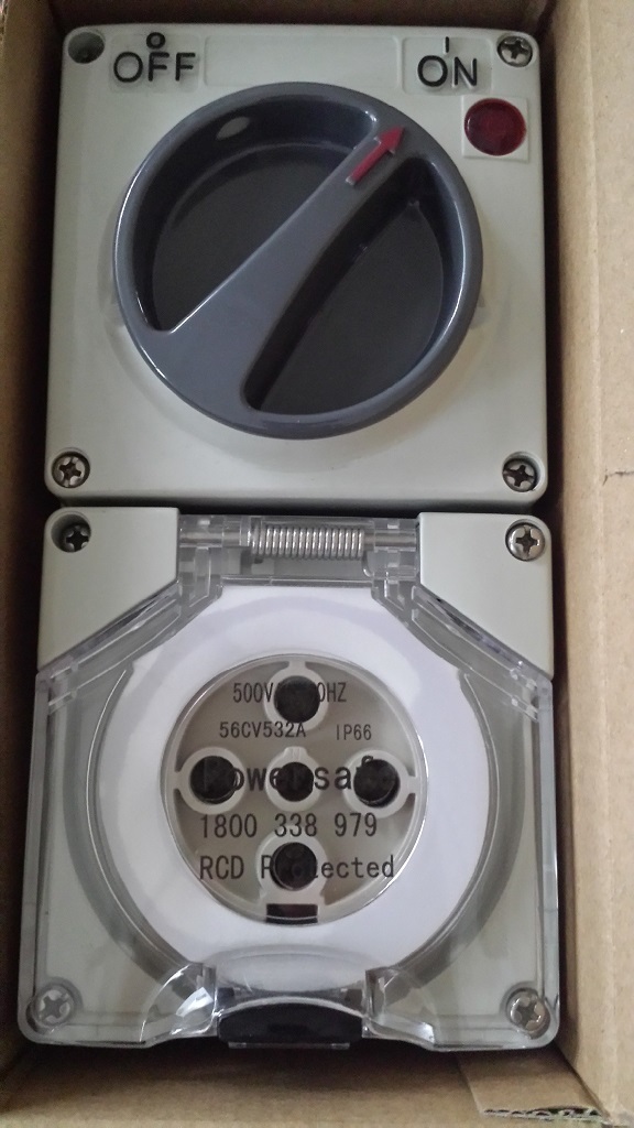 NADWAY 56CV532 5PIN 32A 500v 3 Phase Switch Socket Outlet (Clipsal ...