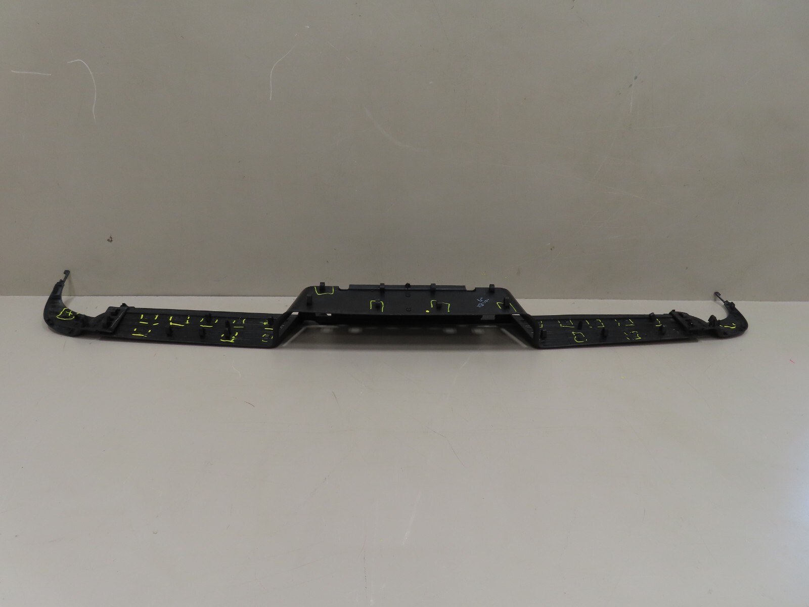 2019-2021 DODGE RAM 2500 3500 REAR BUMPER STEP PLATE PAD COVER OEM ...