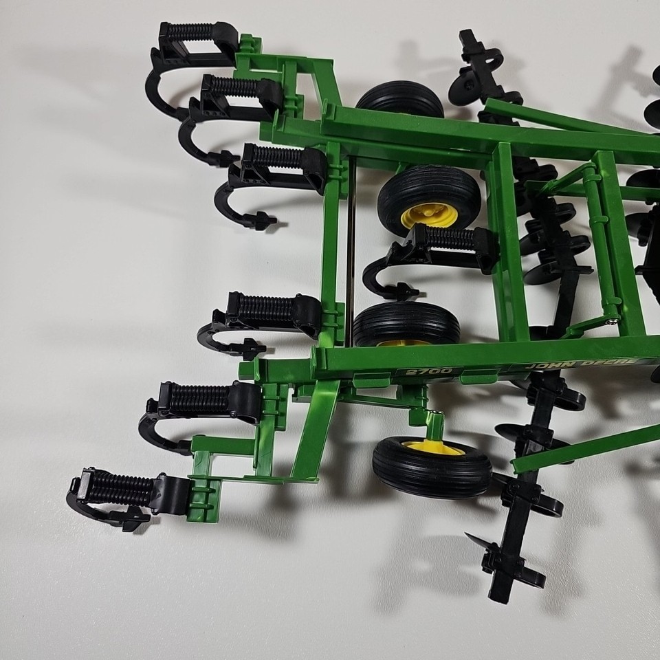 1/16 Ertl Big Farm Series John Deere 2700 Disk Ripper 46766 | eBay