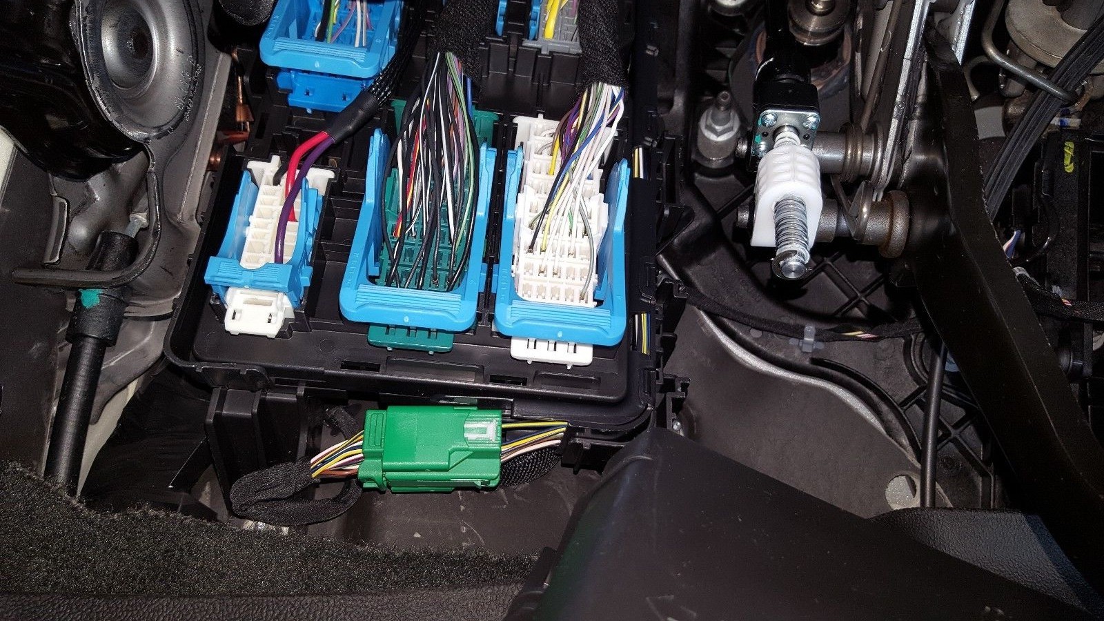 2014-2019 GM UPFITTER CHEVY GMC JUNCTION BLOCK CONNECTOR 15547108 ...