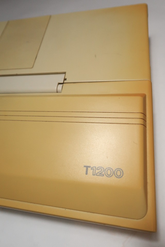 Toshiba Vintage Laptop T1200 (Untested) | eBay