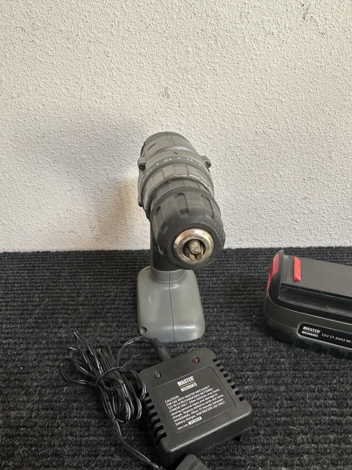 Master Mechanic Cordless Drill 3/8” 12V With Battery And Charger 134454 ...