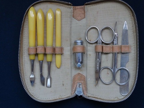 VINTAGE BAKELITE CATALIN NAIL TOOLS HANDLES FROM BAKELITE TOOL ! (No.h ...