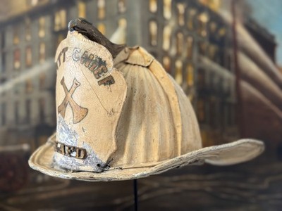 Vintage Metal Fire Helmet High Eagle Pettibone LAFD Los Angeles ...