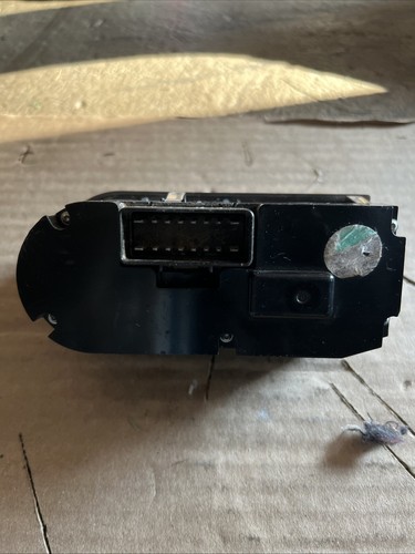 4080941C2 INTERNATIONAL LT 2020 SWITCH HEADLAMP 3704256 for sale online ...