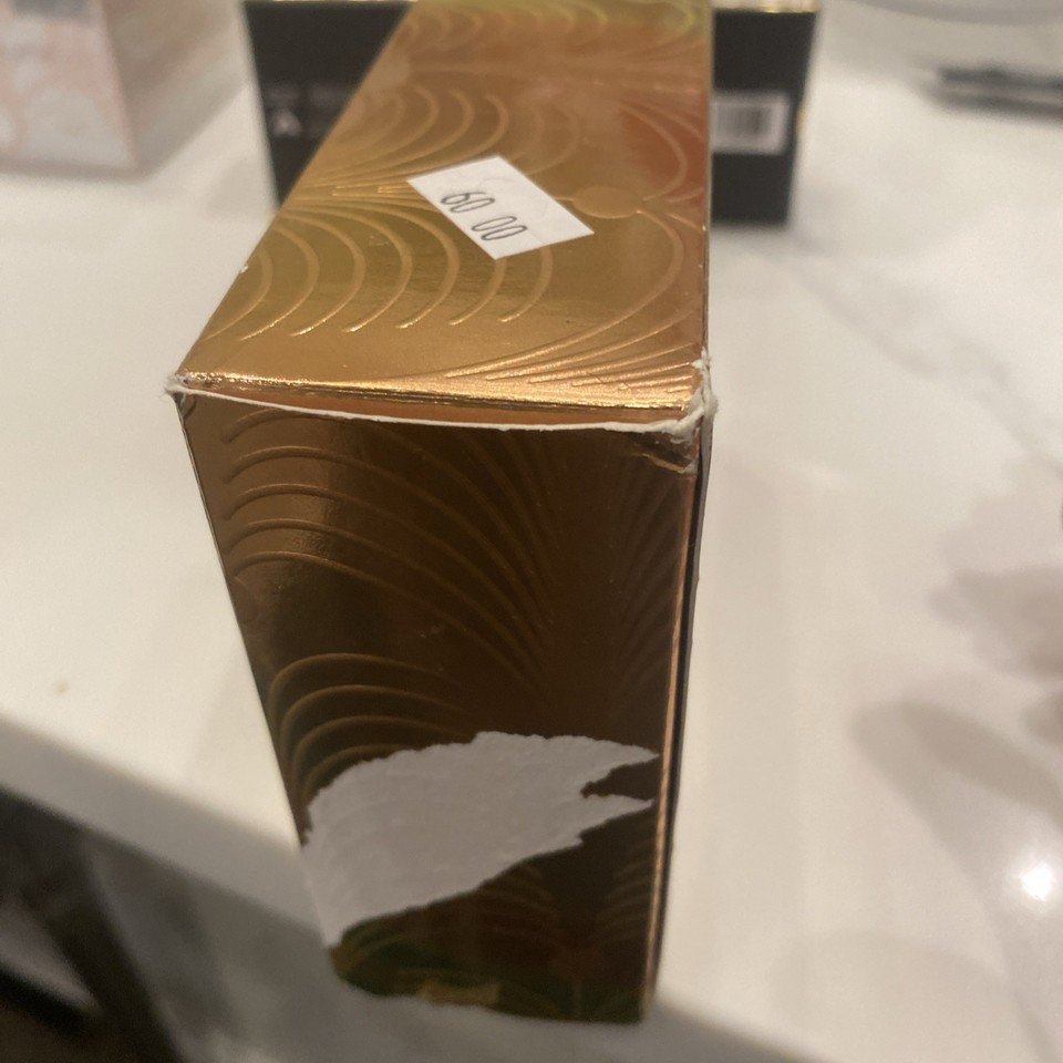MAC Gold Standard Matte Lipstick Kit x 5 $125 Value | eBay