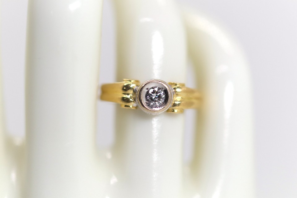 Ladies Yellow Gold Ring 750 - 18Kt Solitaire Brilliant Diamond 0.2Ct ...