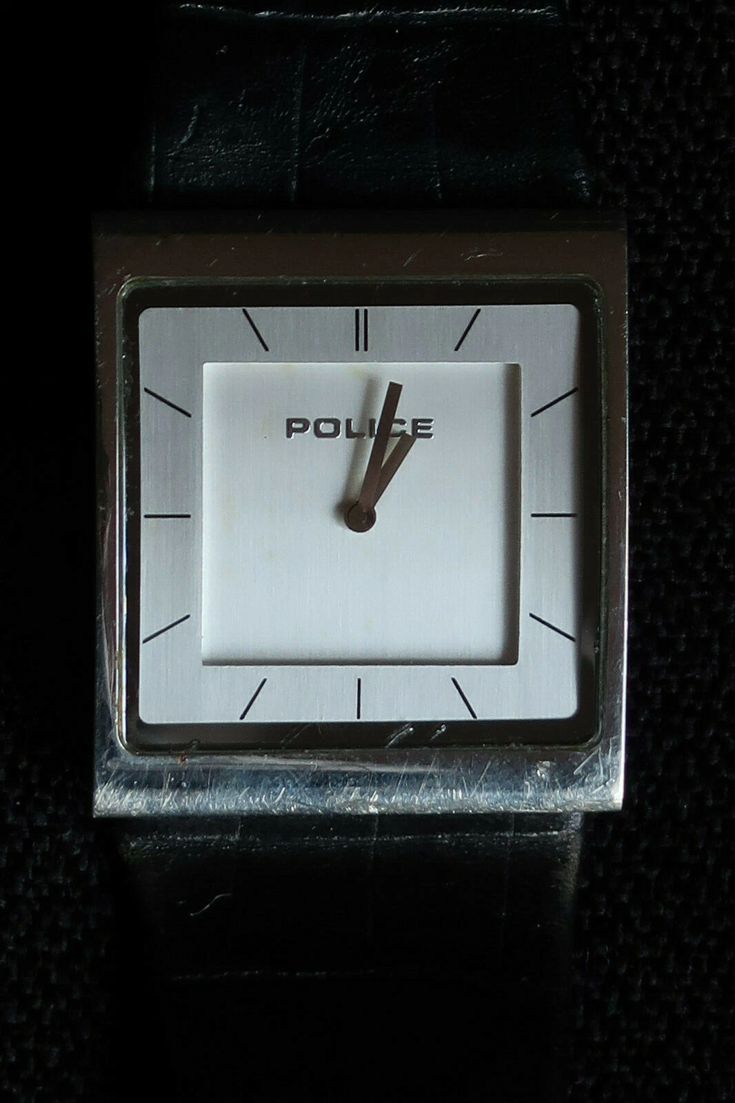 POLICE 10849M DRESS WATCH MENS QUARTZ SQUARE SILVER DIAL AND BLACK ...