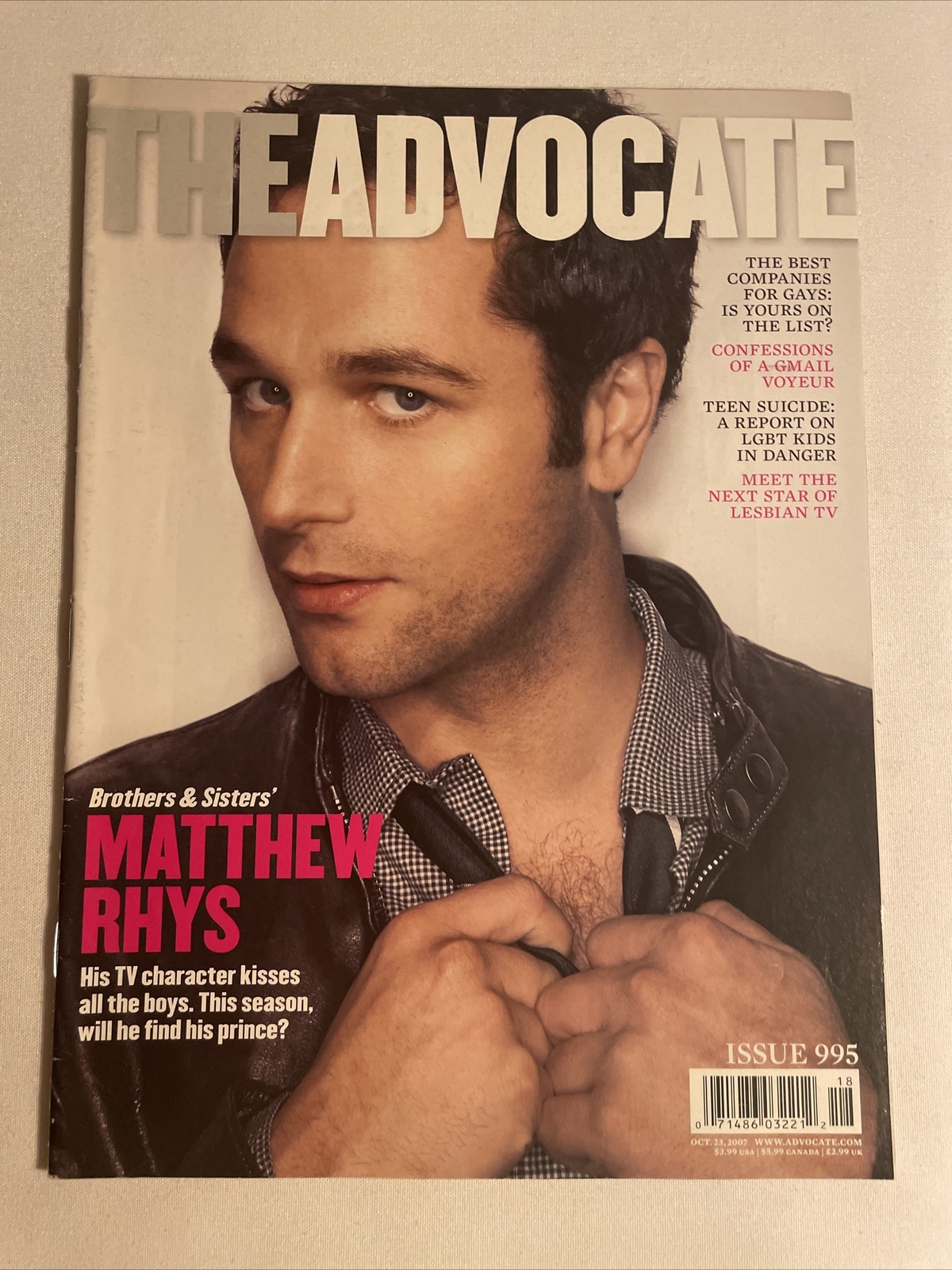 2007 October 23 THE ADVOCATE Magazine, Brothers & Sisters’ MATTHEW RHYS ...