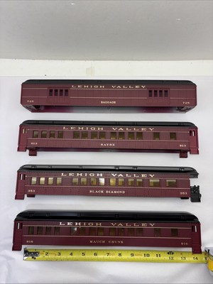 WILLIAMS O Gauge Lehigh Valley Passenger And Baggage Cars ( Shells Only ...