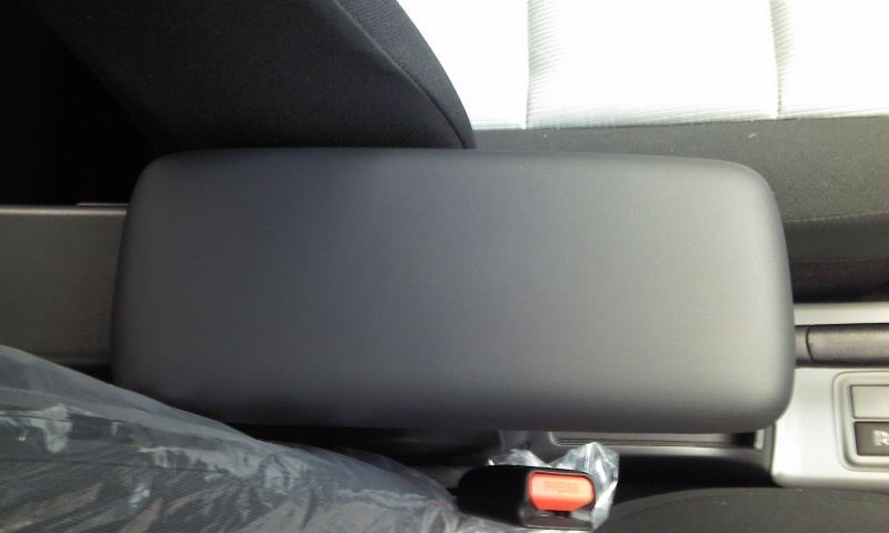 Toyota Prius C AQUA Arm Rest Center Console box Genuine OEM Part NHP10 ...