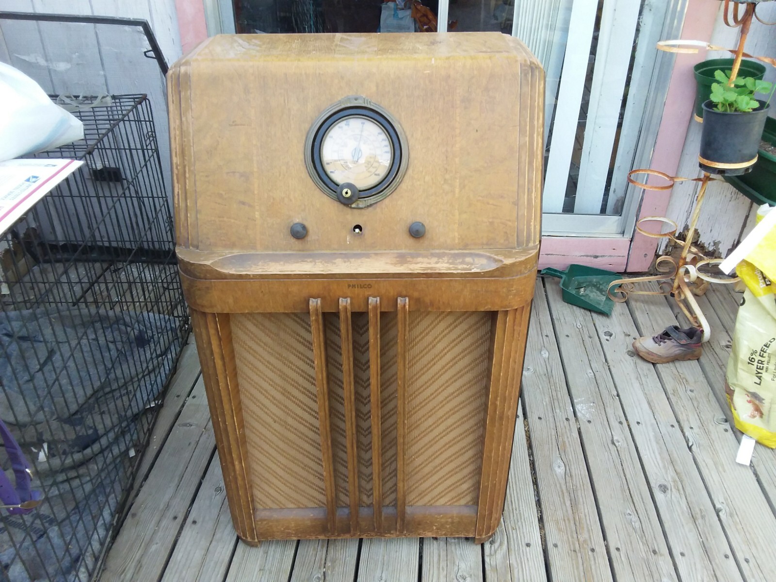 Antique 1938 Philco "38-4" Floor Console Tube Radio Electronic ...