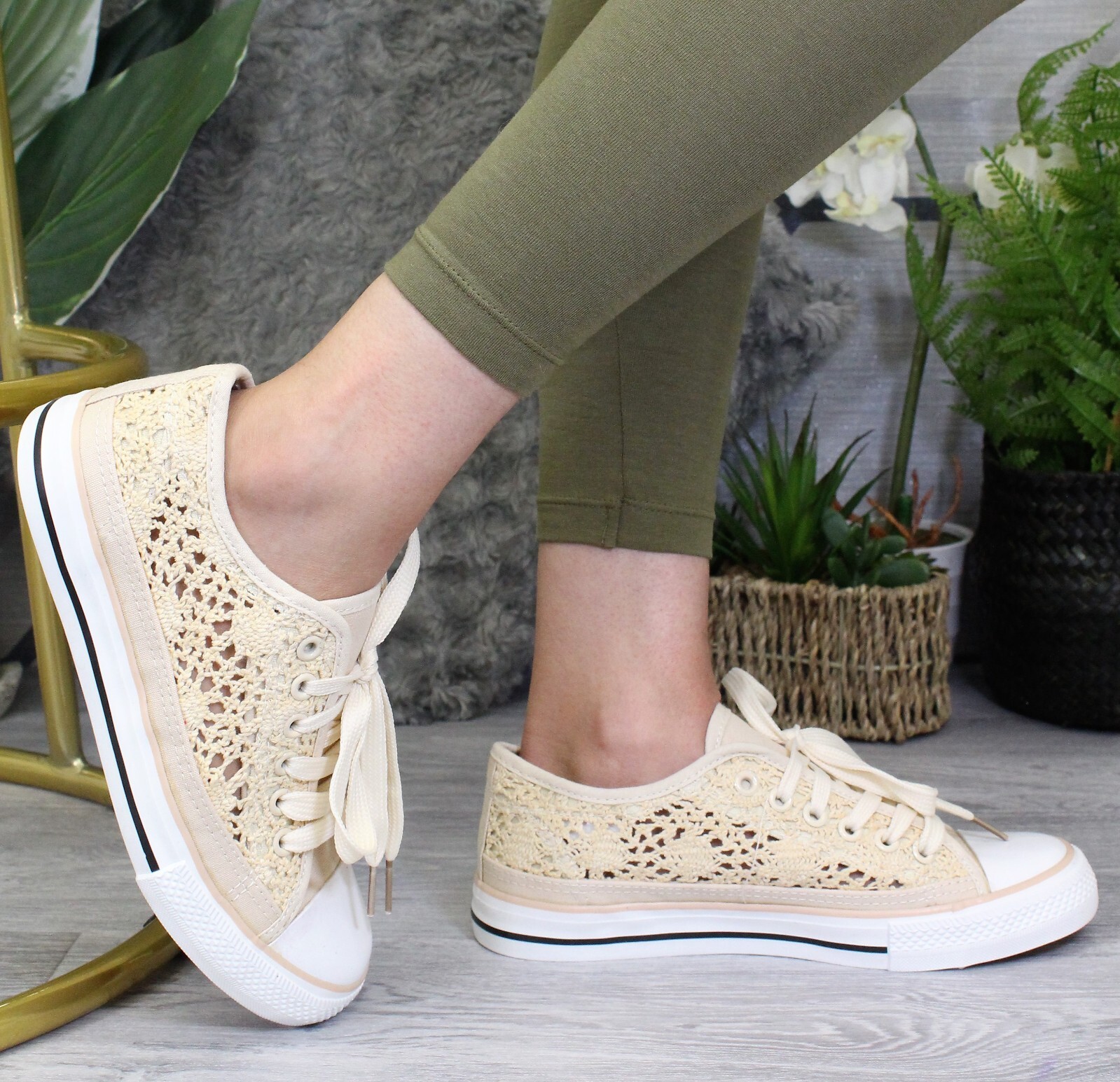 Ladies Canvas Trainers Sneakers Summer Plimsolls Lace Up Flat Pumps ...