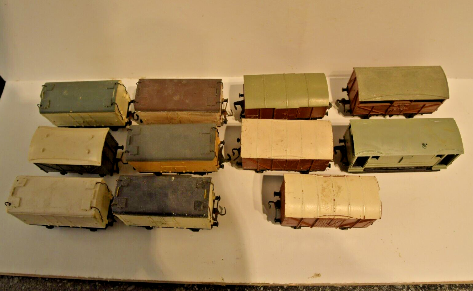 10 x Hornby Dublo MIXED VANS + brake van | eBay UK