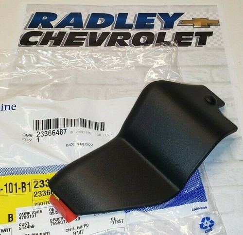 23366487 NEW GM OEM RIGHT REAR BED PROTECTOR CHEVROLET GMC CADILLAC B58 ...