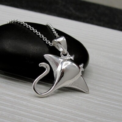 925 Sterling Silver Stingray Necklace - Manta Ray Charm - Ocean ...