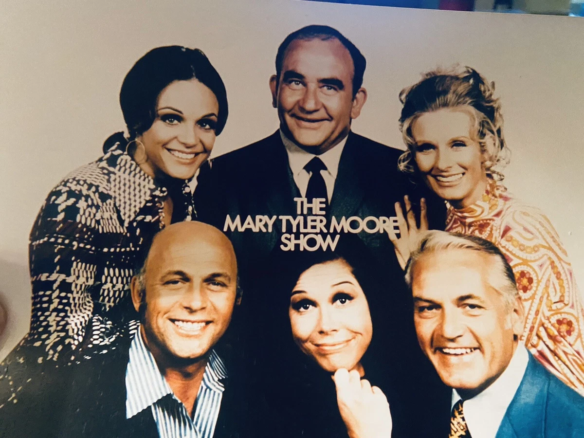 The Mary Tyler Moore Show Cast