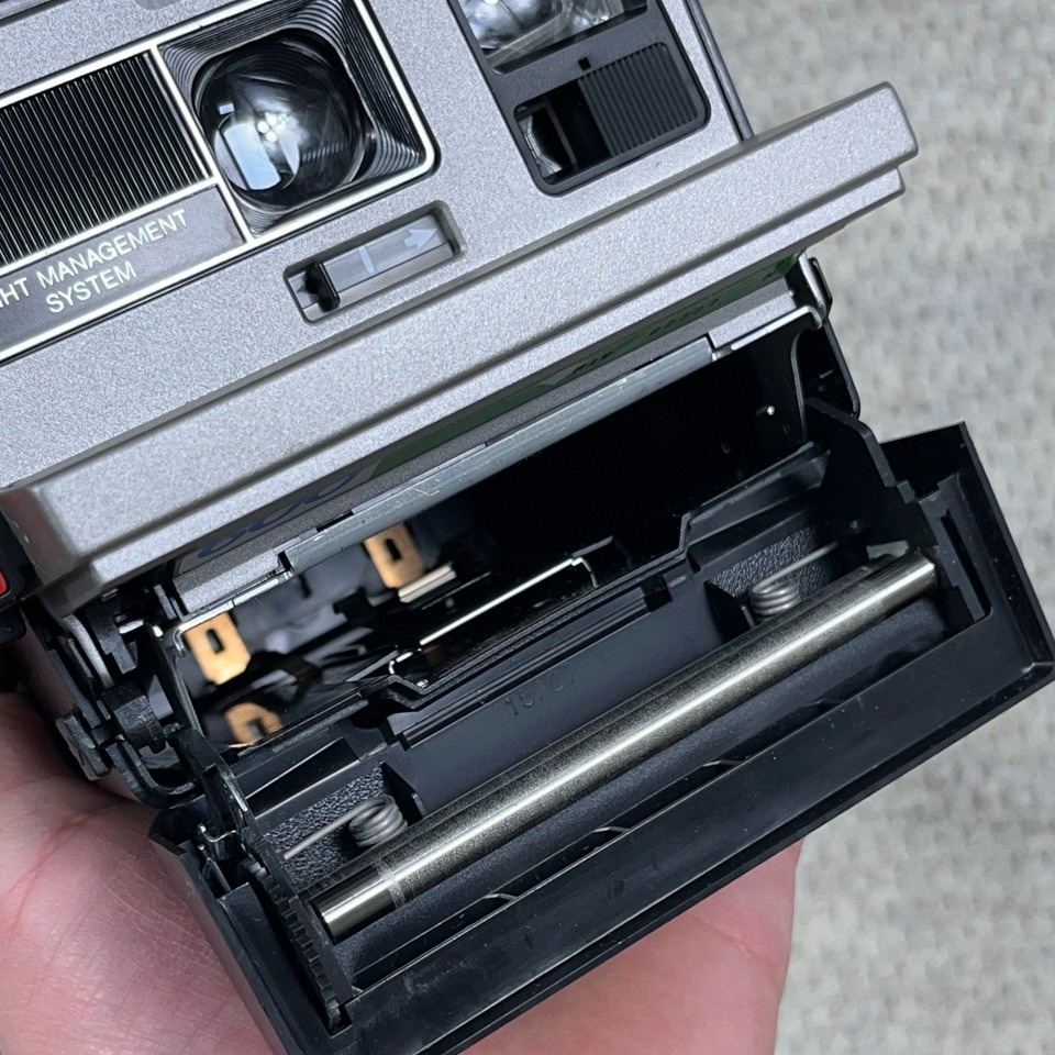 Vintage Poloroid Sun 600 LMS Instant Film Camera W/ Box Manual Strap ...