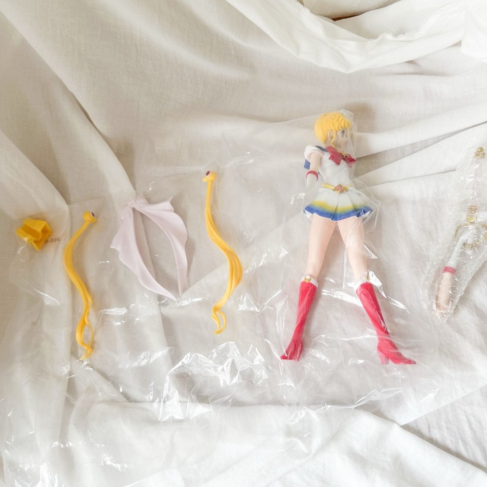 Bishoujo Senshi Sailor Moon Eternal Glitter & GLAMOURS | eBay UK