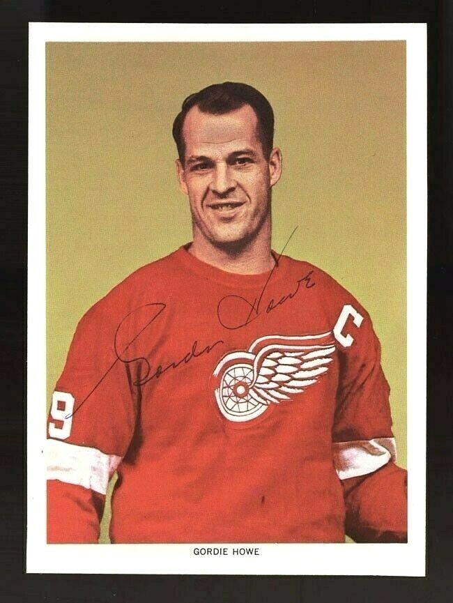 Gordie Howe | Autographed Hockey Memorabilia & NHL Merchandise