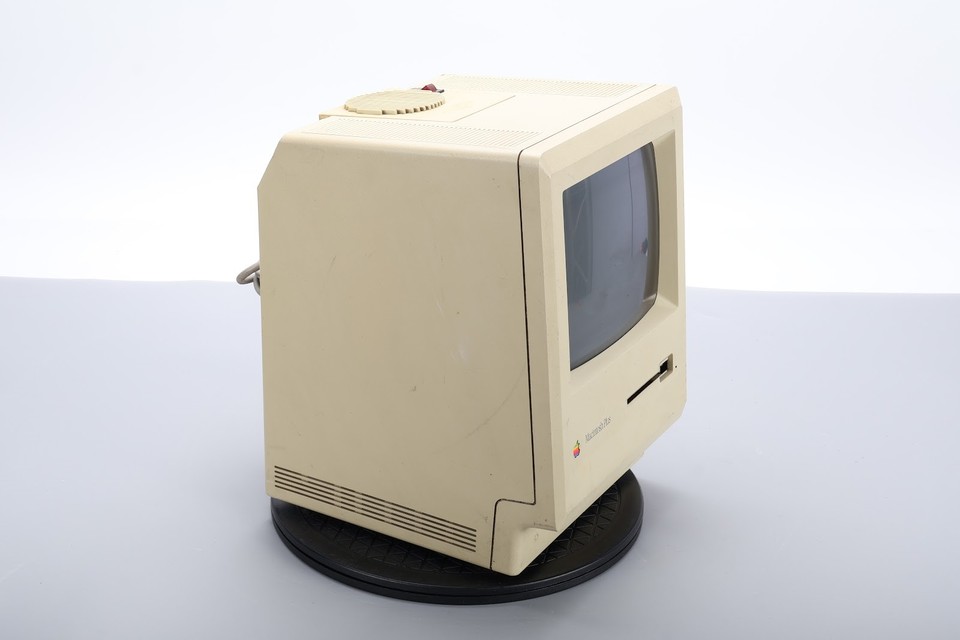 Apple M0001A Macintosh Plus 1Mb Computer Con Fanny Mac - AS IS | eBay