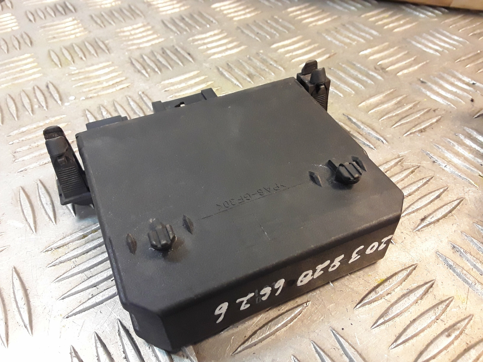 MERCEDES W203 Door Control Module Unit Rear Right C Class W203 ...