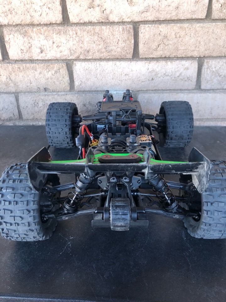 Team Corally Punisher 4S Monster Truck RTR Version Green 00292-G Nice ...