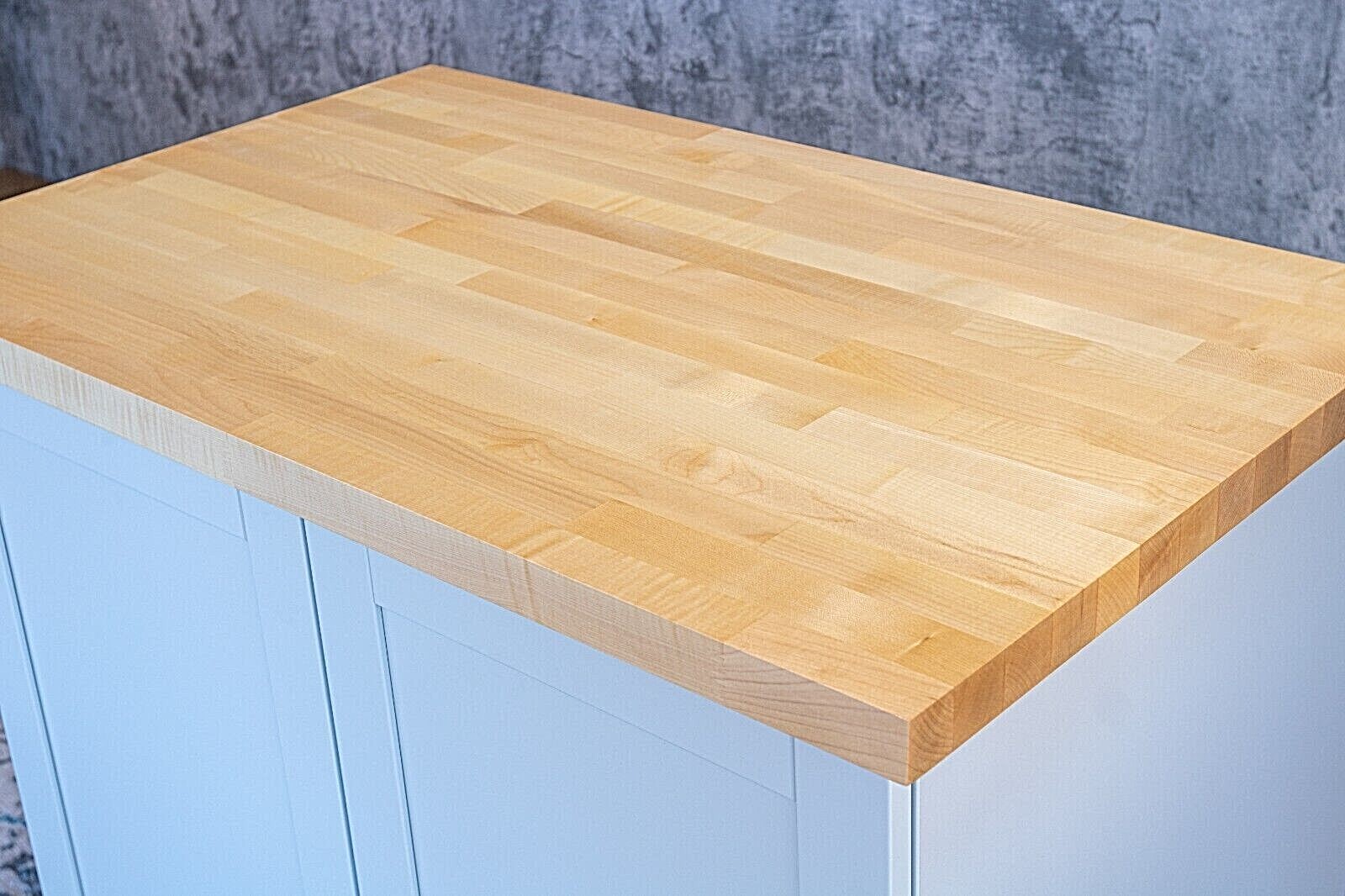 REAL WOOD SOLID MAPLE KITCHEN WORKTOP LIGHT TIMBER ALL SIZE ISLANDS BARS TABLES | eBay UK