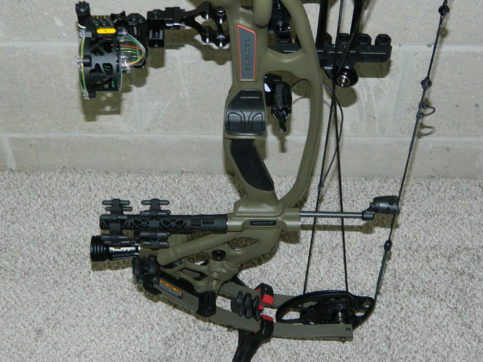 Hoyt Carbon RX-5 Ultra Bow Package- 50 to 60 lb- RX5- 27 to 32" DL ...