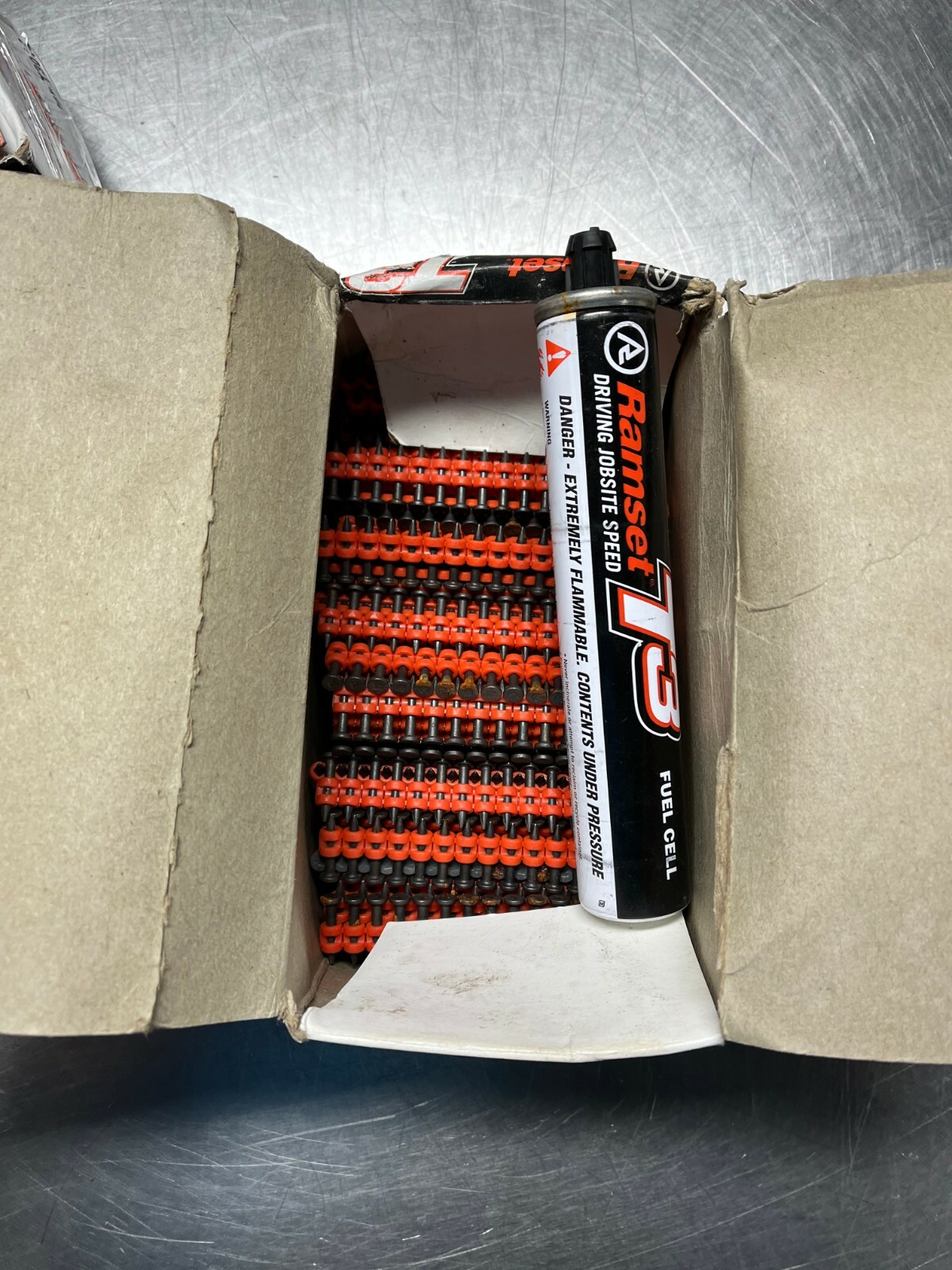 T3034B Ramset 3/4" Concrete Drive Pin & ONE T3 Fuel Cell QTY of 1000 ...