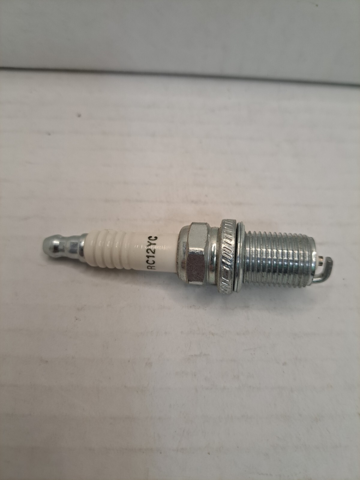 Champion RC12YC - Alternative spark plugs