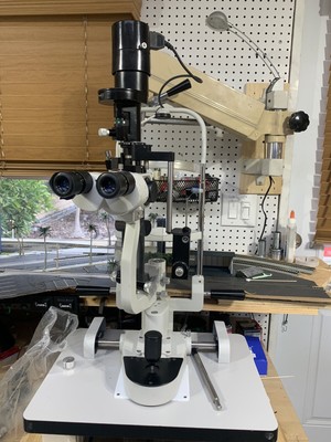 Slit Lamps - Tonometer