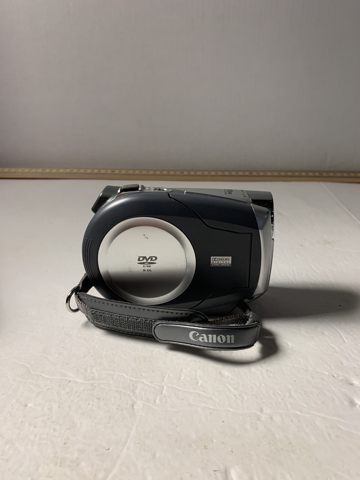 Canon Camcorder DC210 Digital Video Camera with Canon Charger - Tested ...