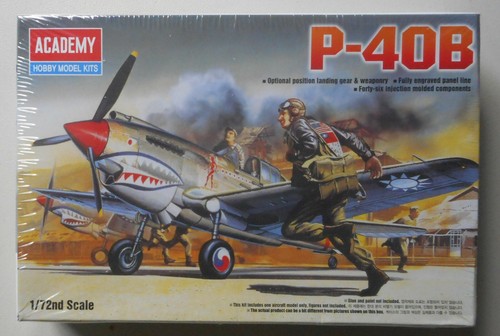 P-40B Tomahawk Fighter Plane Airplane Plastic 1:72 Scale Academy Model ...