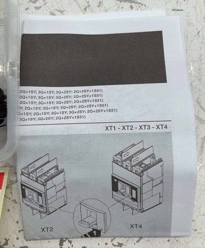 ABB KXTAAXC2QSYFP CHANGEOVER CONTACT OPEN-CLOSED + 1 FOR TRIPPED ...