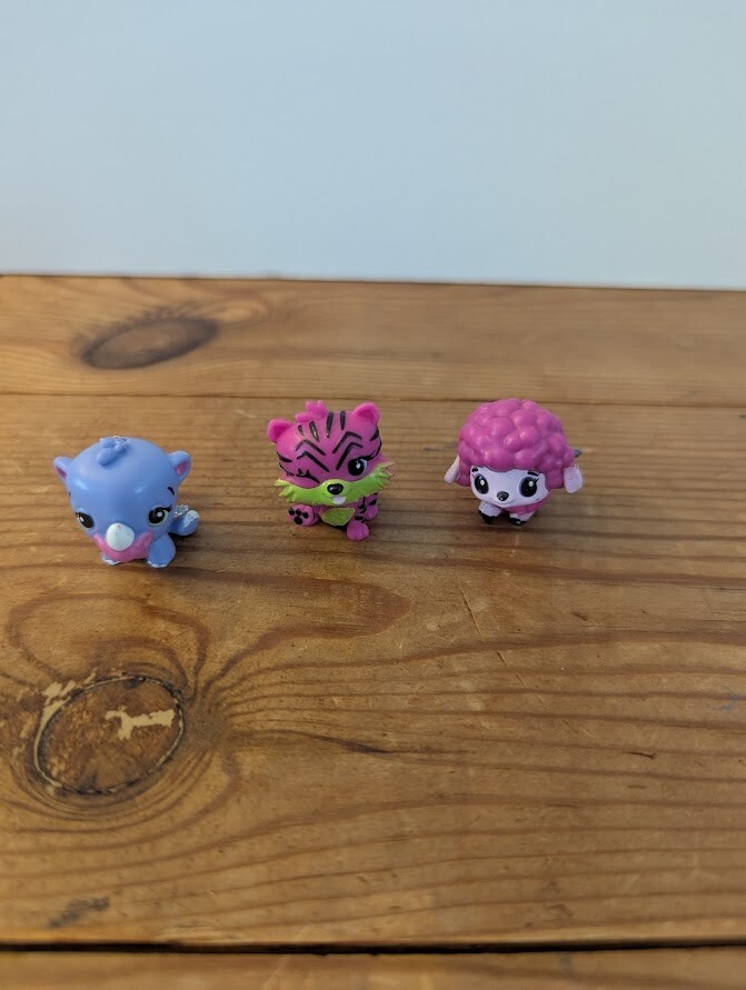 Hatchimals CollEGGTibles Purple Sparkle Egg Carton with Figures | eBay