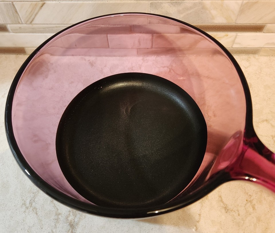 Corning Ware Pyrex Visions Cranberry 1.5L Glass Saucepan With Lid USA ...
