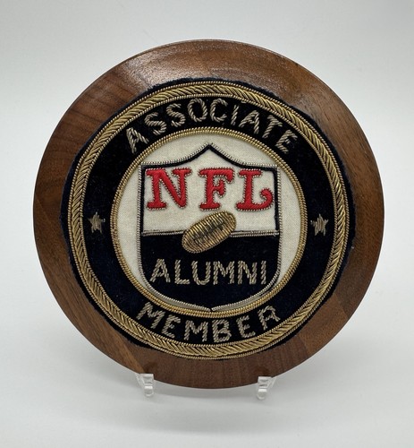 Vintage NFL Alumni Associate Member Football Award Plaque Patch | eBay