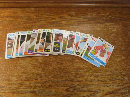 41-- 1964 TOPPS BASEBALL CARD LOT LOW GRADE (SOME CARDS HAVE WRITING ON ...