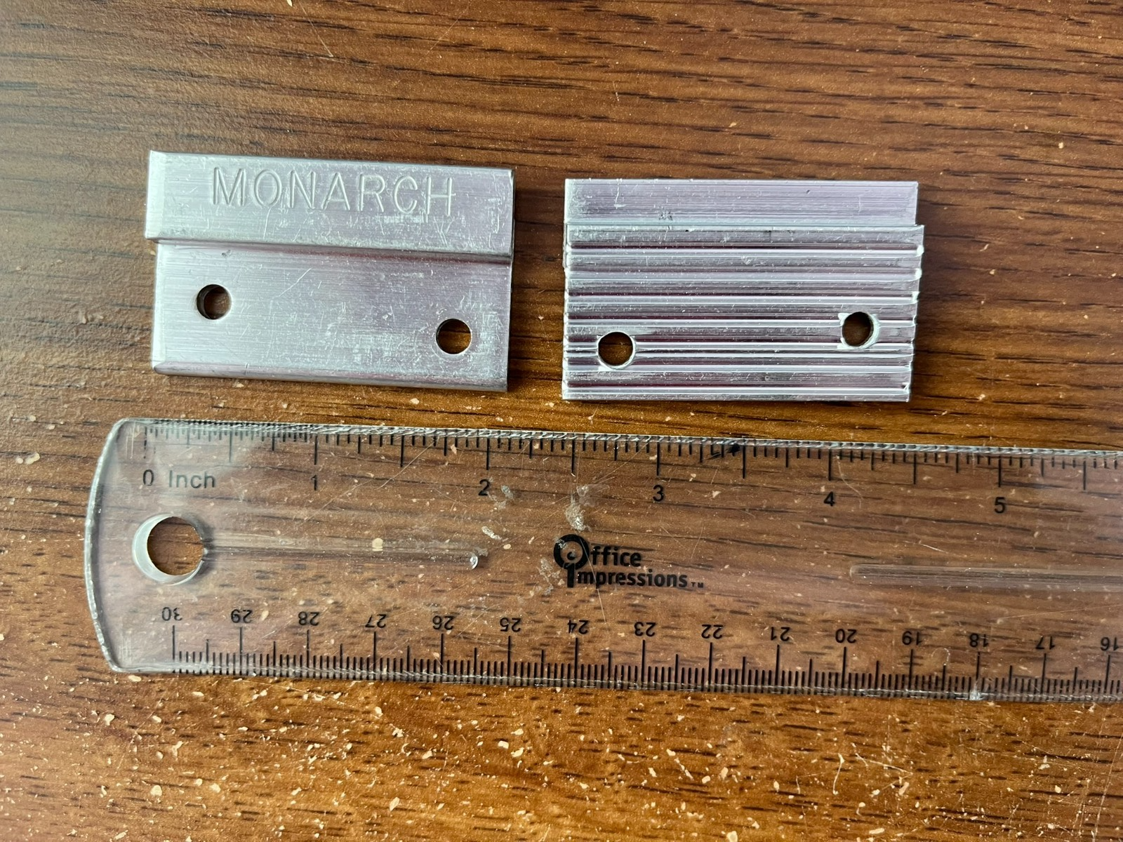 Monarch 2" Z-Clip w/ 5/8" Lift-Off & Holes - Lot of (13) Clips | eBay
