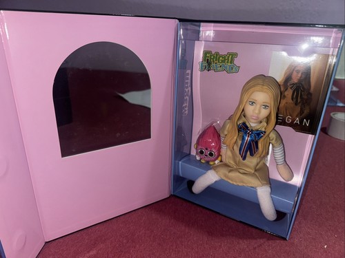 THIS IS M3GAN (MEGAN) Doll Plush FRIGHT FRIENDS Halloween Horror NEW IN ...