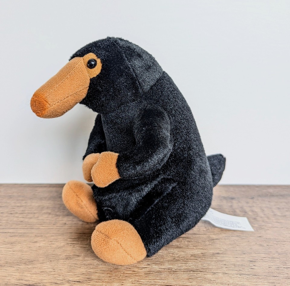 Harry Potter Fantastic Beast Where to Find Them Wizarding World Niffler ...