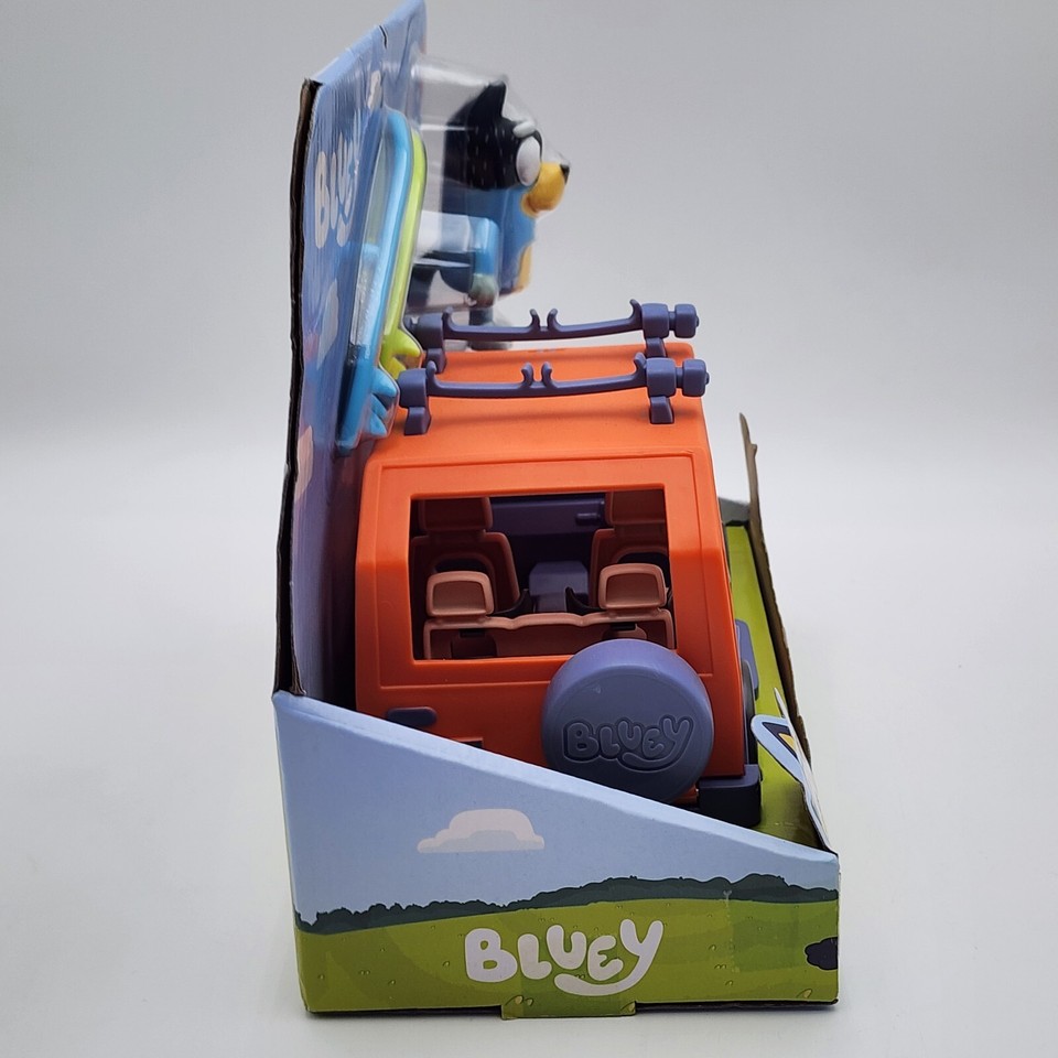 Bluey Heeler 4WD Family Vehicle 1 Figure Vehicle Family Fun 2 Surf ...