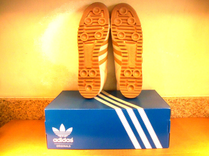 BRAND NEW! ADIDAS ! ROM! (WHITE/GREEN, CLEAR BROWN/RAW SAND/GUM) 13 ...