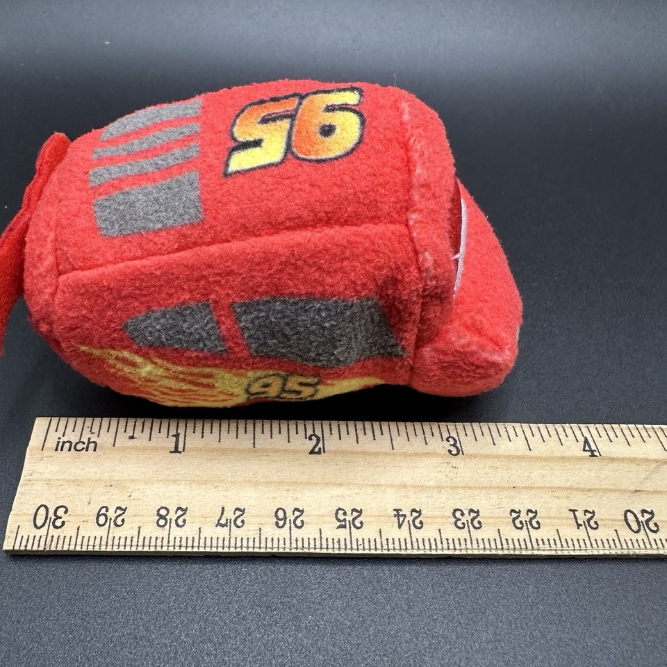 Disney Tsum Tsum Lightning McQueen Cars Mini 3.5” Plush Red Race Car 95 ...