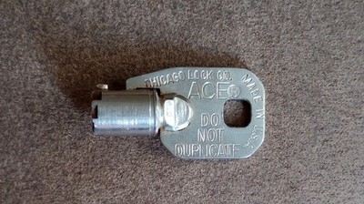Vintage J81 Chicago Lock Co ACE Vending Machine Key Round Tubular ...