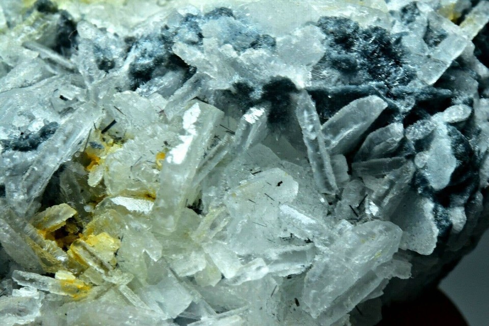 Huge 284 Carat Rare Vorobyevite Beryl Rosterite Crystals Cluster In ...