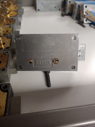 Diebold 17505 Safety Deposit Box Lock W/ Renters Key | eBay