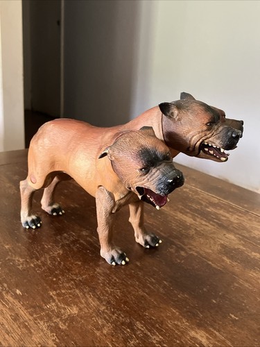 Harry Potter “FLUFFY” Cerberus 3 Headed Dog Action Figure 2001 Warner ...
