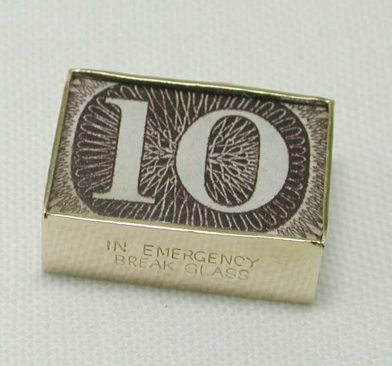 1970's VERY RARE 9 Carat Gold 10 Pound Note Emergency… - Gem